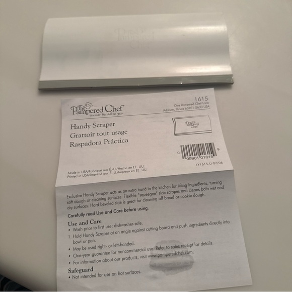 Pampered Chef | Kitchen | Pampered Chef White Handy Scraper | Poshmark